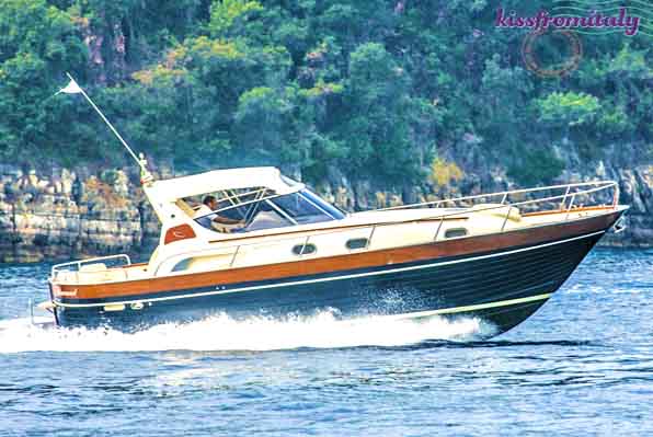 Amalfi Coast Boat Tour from Amalfi - KissFromItaly | Italy tours